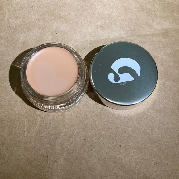Glossier | Makeup | Glossier Concealer G | Poshmark